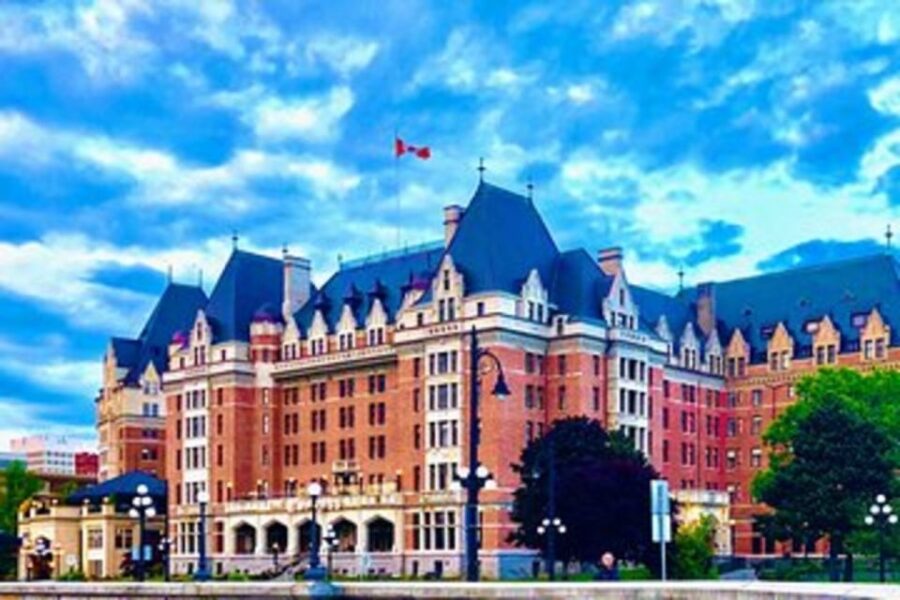 Vancouver to Victoria Day Tour Private | Travel Buddies