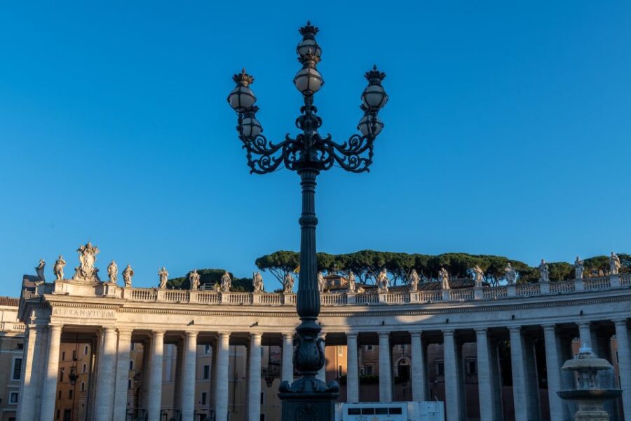 Rome: Papal Audience With Pope Francis | Travel Buddies