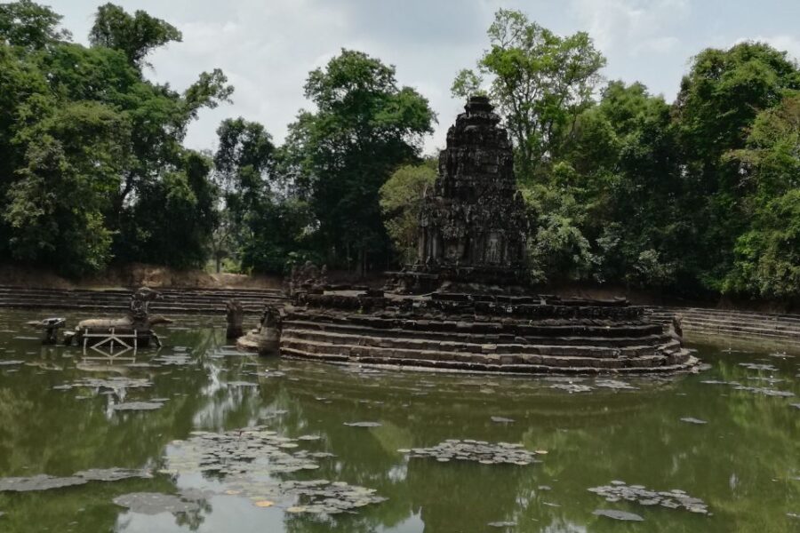 Angkor Wat and Floating Village: 3-Day Private Tour | Travel Buddies