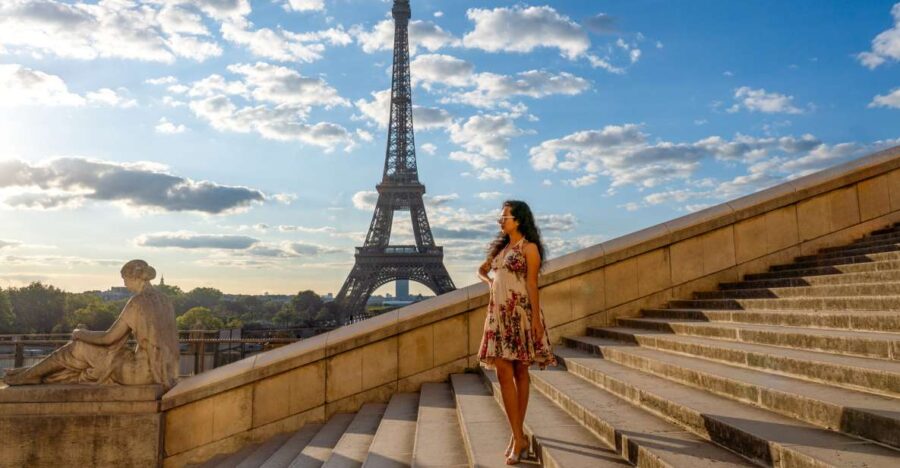 Paris: Private Eiffel Tower Express Photoshoot | Travel Buddies