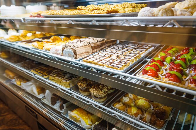 Cupcake Walking Tour in New York City | Travel Buddies