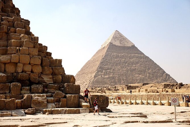 Giza Pyramids, Sphinx, Sakkara Step Pyramid and Memphis | Travel Buddies