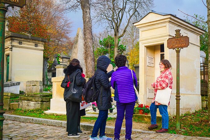 Paris Pere Lachaise Cemetery Small Group Guided Tour | Travel Buddies