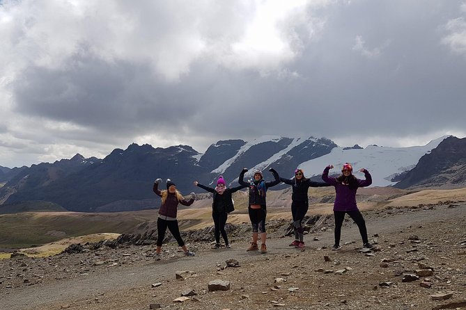 Rainbow Mountain Trek in 1 Day | Travel Buddies