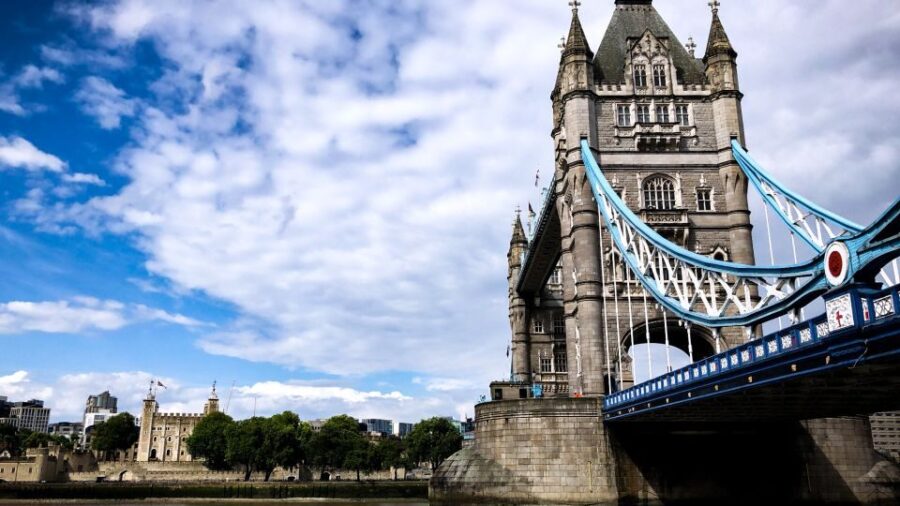 Naughty London: Unsavoury History Walking Tour | Travel Buddies