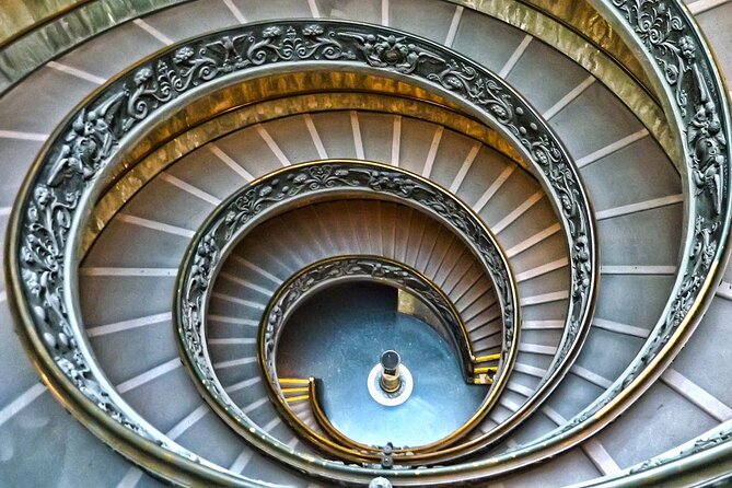 Walking Tour Vatican Museums & Sistine Chapel | Travel Buddies