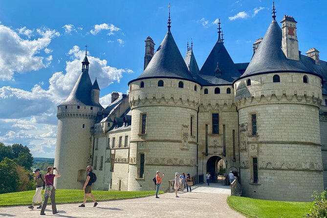 2-Day Private Top 6 Loire Castles Live Guided Tour From Paris | Travel ...