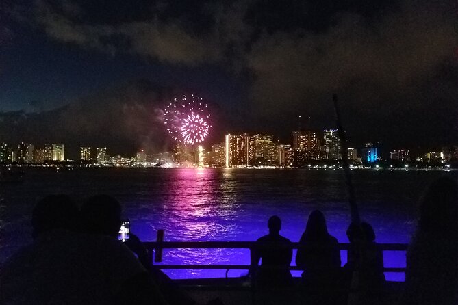 BYOB Friday Night Fireworks Cruise! | Travel Buddies