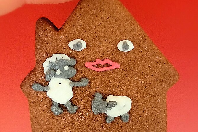 Kew Biscuit Decorating Class for Adults | Travel Buddies