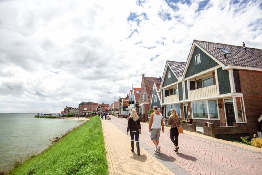 Marken, Volendam and Edam: Private Full-Day Tour | Travel Buddies