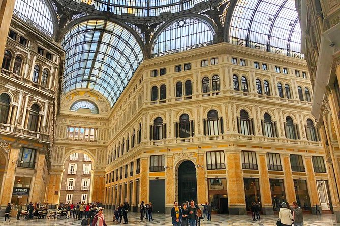 Naples Attractions Walking and Sightseeing Tour | Travel Buddies
