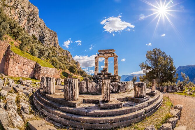 Private Day Trip to Delphi and Arachova From Athens With Pick up ...