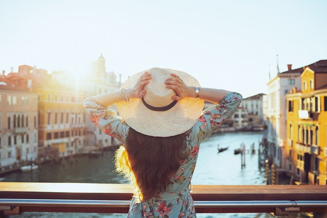 The Grand Canal & Rialto Bridge Private Photo Shoot | Travel Buddies