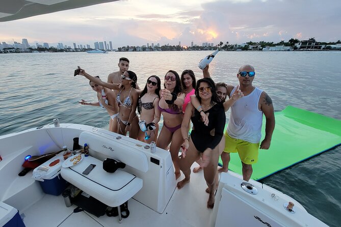 Miami Beach Private Tour Aboard 40FT Luxury Yacht With Captain! | Travel Buddies