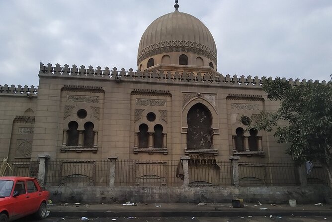 Unusual 4 Hours Tour Garbage & City of the Dead, St Simone Church ...
