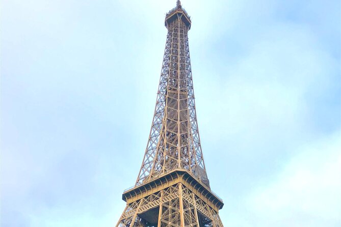 Experience a Decadent French Picnic With Wine Pairing in Paris | Travel ...