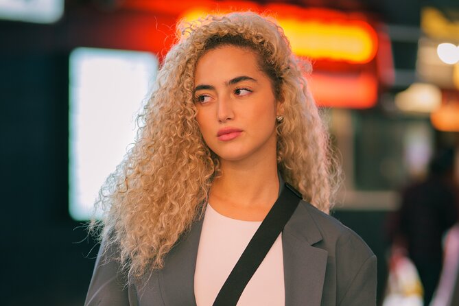 Tokyo Artistic Portrait Tour | Travel Buddies