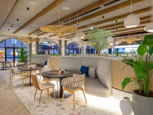 Ibis World Trade Centre Review | Travel Buddies