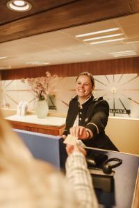 Ss Rotterdam Hotel and Restaurants Review | Travel Buddies