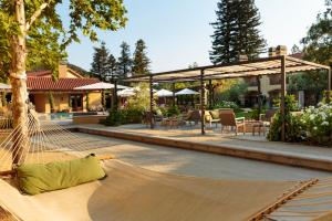 Napa Valley Lodge Review | Travel Buddies