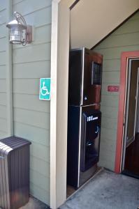 Cayucos Sunset Inn Review | Travel Buddies