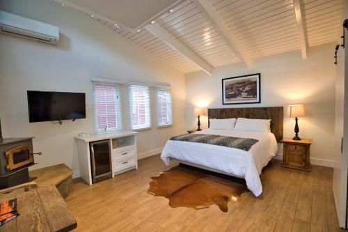 Circle Bar B Guest Ranch Review | Travel Buddies