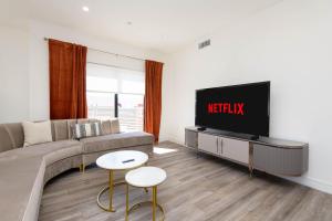 Regency Modern Apartments Review | Travel Buddies