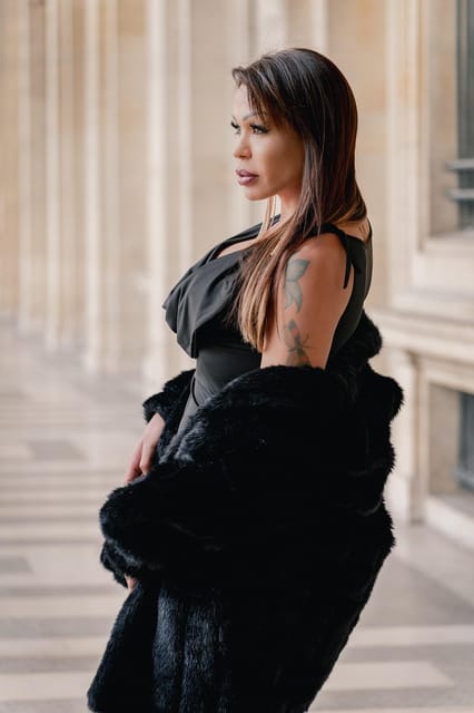 Inclusive and Private Photoshoot in the Heart of Paris | Travel Buddies