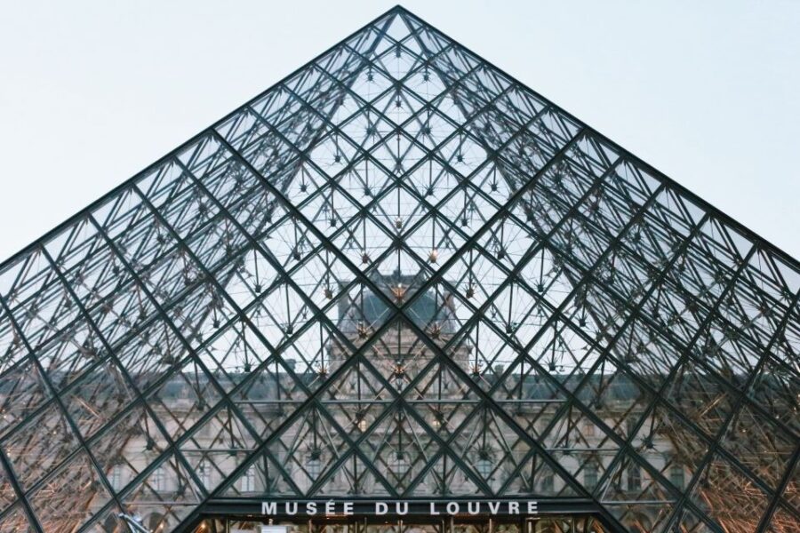 Paris: Louvre Must-See Tour With Reserved Entry Ticket | Travel Buddies