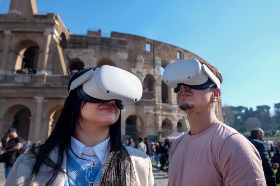 Rome: Priority Access Tour of the Colosseum and Forum With Virtual ...